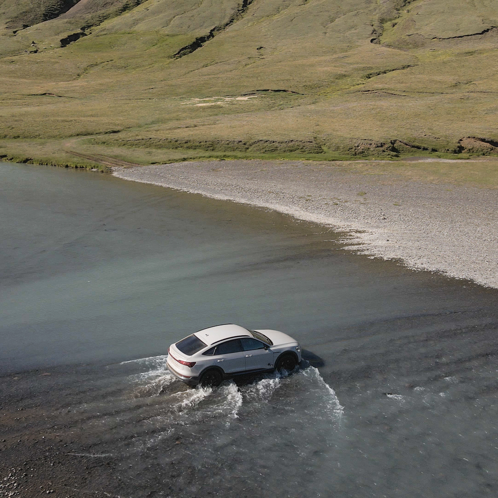AUDI E-TRON IN ICELAND | #2 – F909 and F923 – EV Overlanding