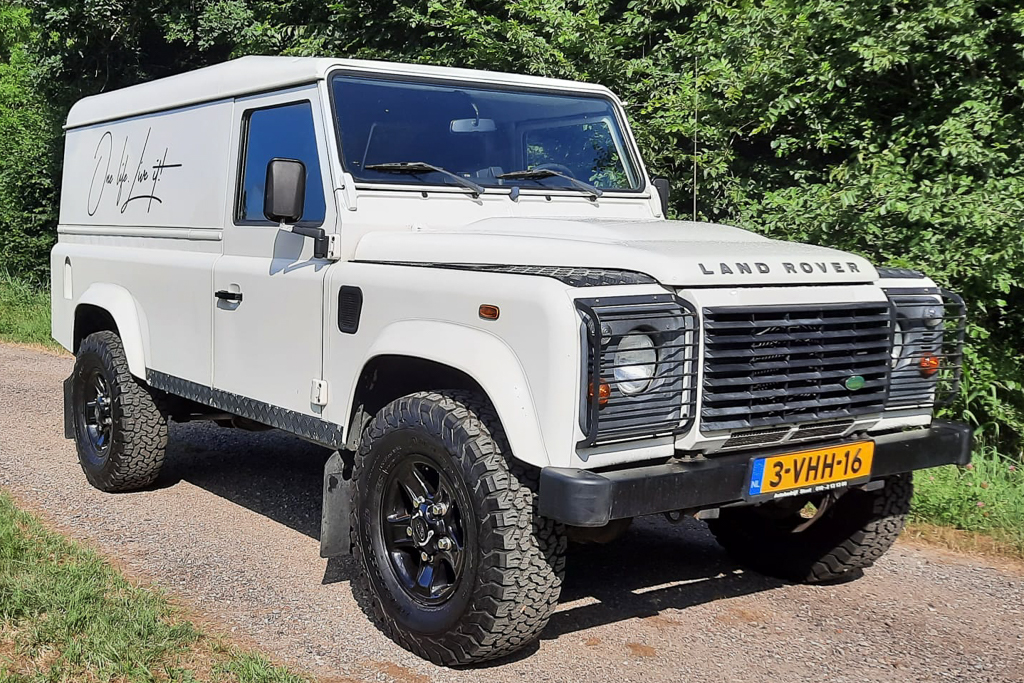 Interview with Marjon from Climate Connection – EV Overlanding